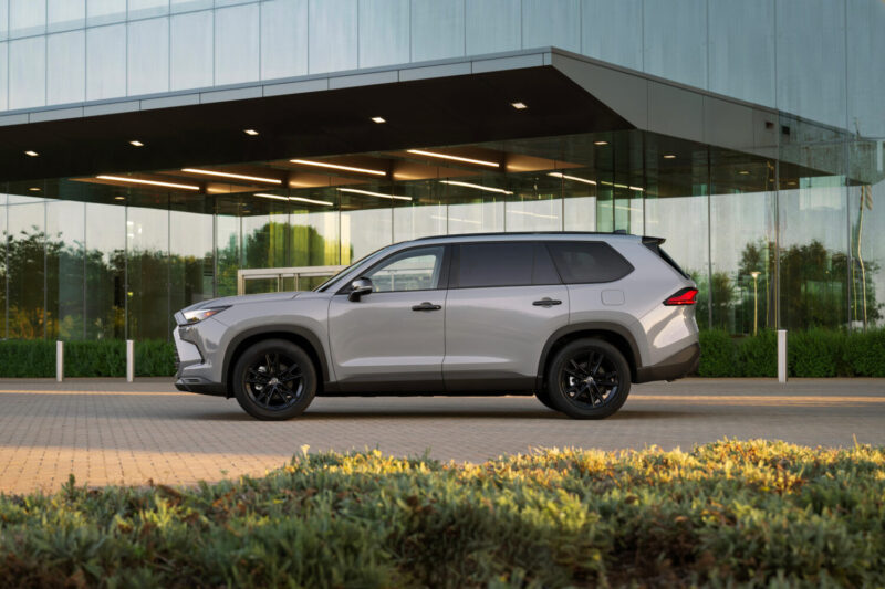 2025 Toyota Grand Highlander Adds Trim Levels, Subtracts MSRP - Right ...