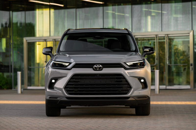 2025 Toyota Grand Highlander Adds Trim Levels, Subtracts MSRP - Right ...