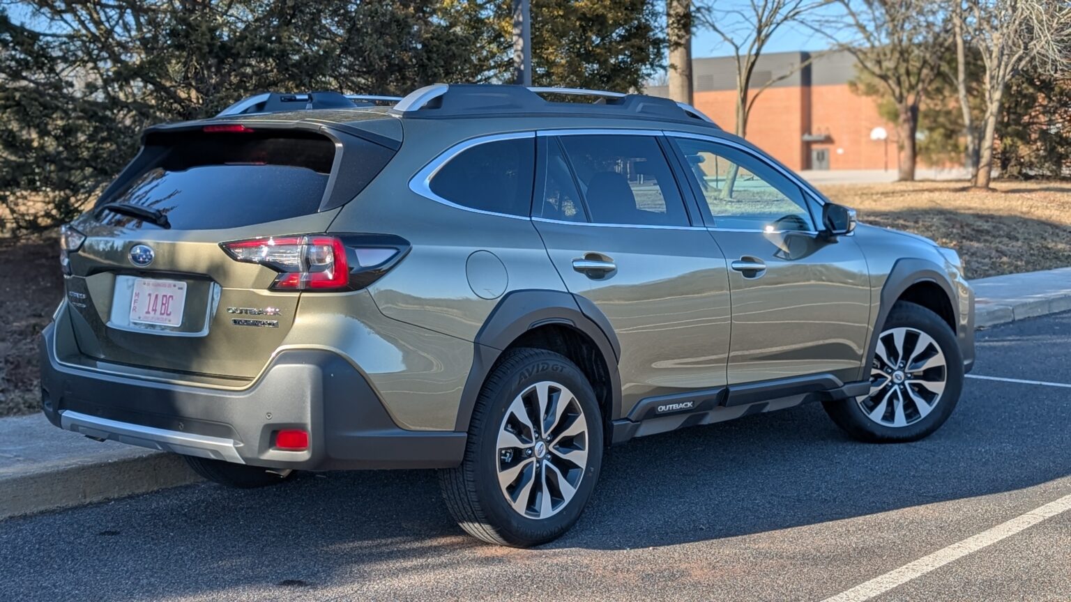 2025 Subaru Outback Touring XT: Pros and Cons - Right Foot Down