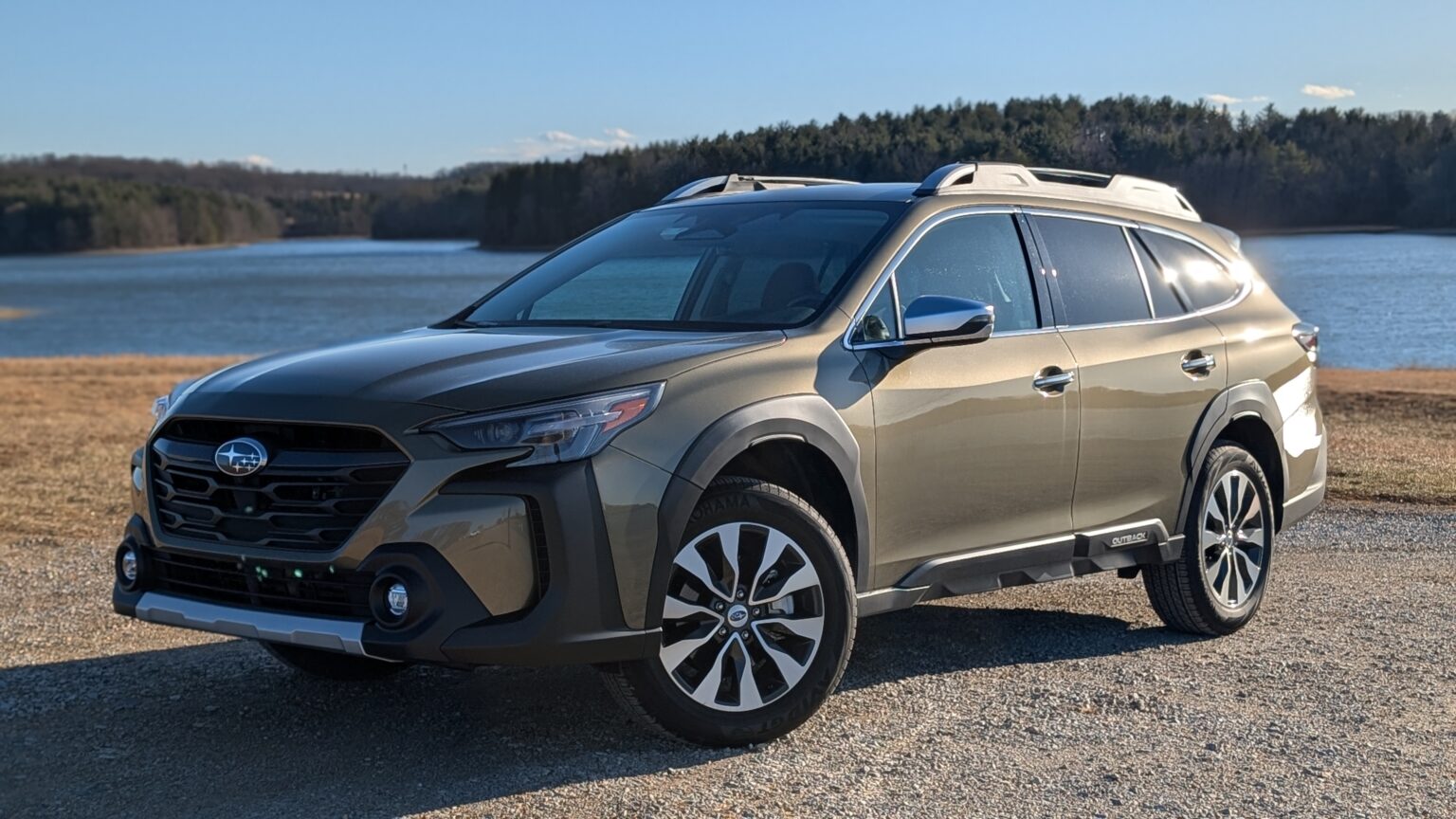 2025 Subaru Outback Touring XT: Pros and Cons - Right Foot Down